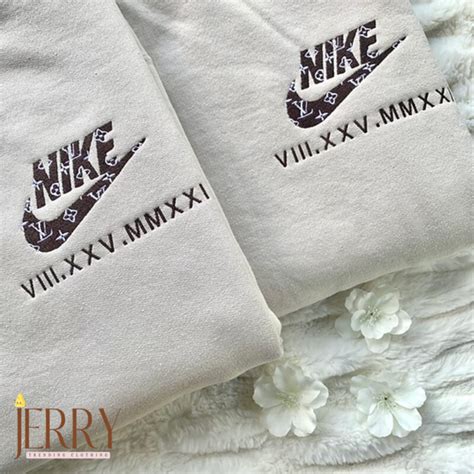Butterfly Nike Embroidered Sweatshirt Jerry Clothing