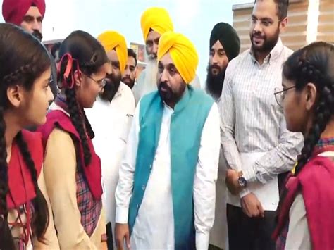 Punjab Chief Minister Bhagwant Mann Reach Sangrur Today Libraries T