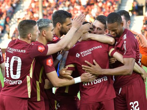 CFR Cluj pe cale să piardă un titular Anunțul făcut de conducerea din