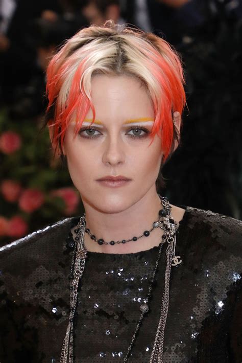 Kristen Stewart Orange Hair Kristen Stewart Unveils Bold New Orange