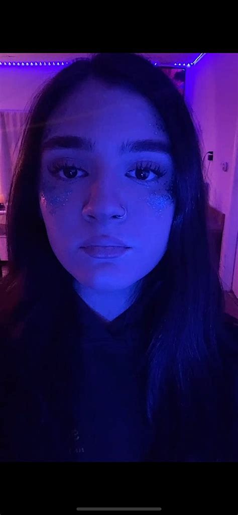 Self Portrait Assignment Sarafitterer