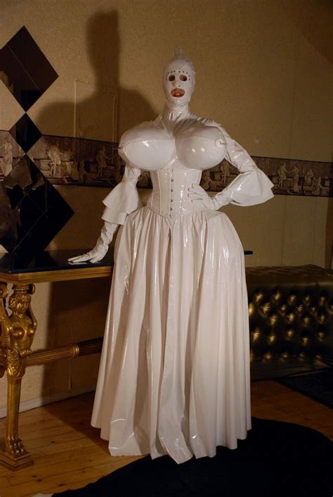 Pin Von Wilfetrude Glovestretch Auf Lady Maskin Gummipuppe Outfit Latex