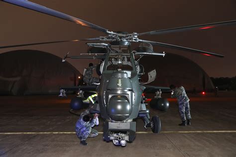 起飞！直击空中突击部队高强度跨昼夜飞行训练 中华人民共和国国防部