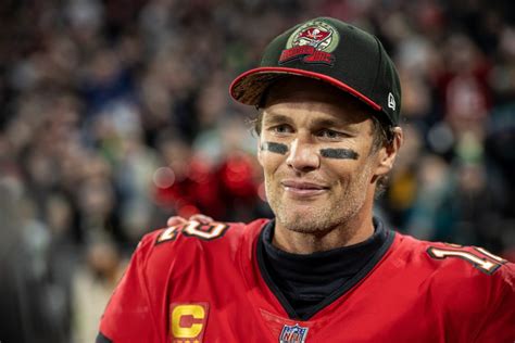 Bruce Arians Calls Out Tom Brady For Playing Bad But Believes Goat