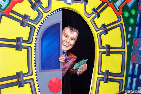 Yesterland Superstar Limo