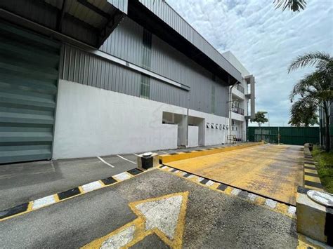 Warehouse Factory For Sale 460075 Sqft Telok Panglima Garang