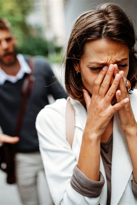 Why Do I Attract Guys Who Wont Commit 5 Reasons Olumabel