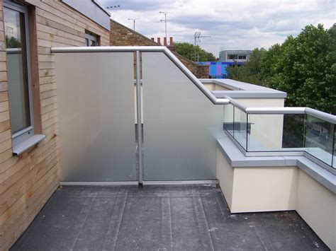 Balcony Balustrades And Glass Privacy Screens