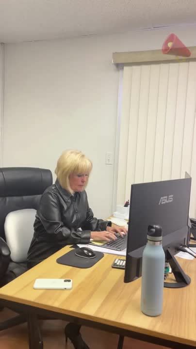 [video] Debbie Murphy On Linkedin Fhsa Vancouverrealestate Realtordebbiemurphy Bcrealtor