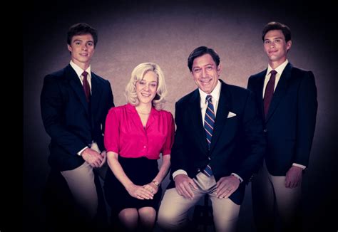 The Lyle And Erik Menendez Story Vụ án Anh Em Sát Hại Cha Mẹ Ruột Gây Sốt Trên Netflix