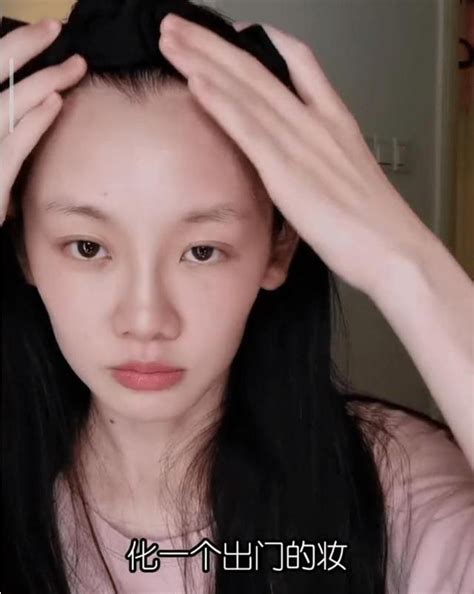 鄭愷夫婦甜蜜約會，苗苗高溫天穿長袖長褲，素顏憔悴瘦到雙頰凹陷 每日頭條