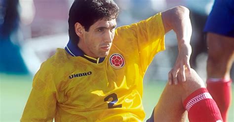 12 Tiros Gol Contra Na Copa Custou A Vida De Zagueiro Colombiano
