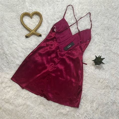 Lulus Dresses Nwt Lulus Sweet And Stellar Magenta Satin Backless