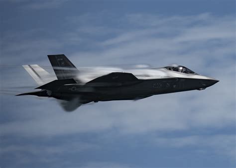 Joint Warfighting Concept Needs Bolster Of Airpower Official Says