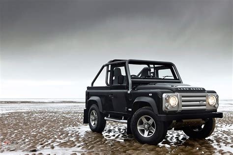 Defender Svx