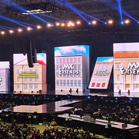 훙냥냥 On Twitter 인피니트 콘서트 가시는분들 참고하세요 이번년도 7월8일9일에 한 몬스타엑스분들 7기팬콘 체조