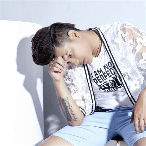 Stream Htet Mon Official Music Listen To Songs Albums Playlists For