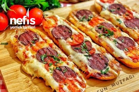 Parmak Yedirten Açık Tost Nefis Yemek Tarifleri