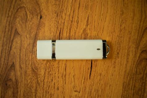 Premium Photo Usb Flash Drive On Wooden Background