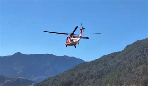 Tim Penyelamat Ikut Tergelincir Dalam Misi Penyelamatan Pendaki Di Miaoli