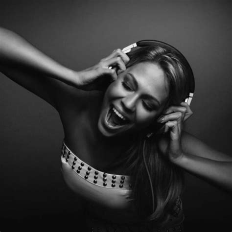 Stream Disturbing Tik Tok Background Download By Sfondo Di Tik Tok Listen Online For Free On