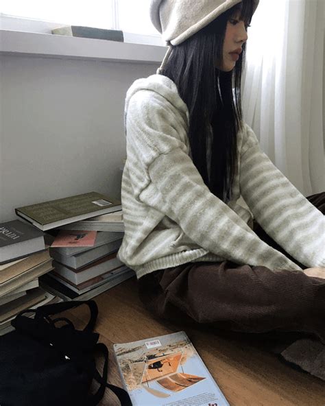 펜지 솜사탕 스트라이프 후드 니트 집업 에이블리