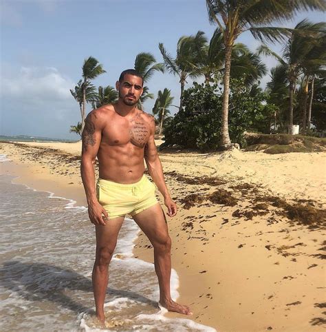 Yunio Barruetas Feet Yunio Barruetas Feet