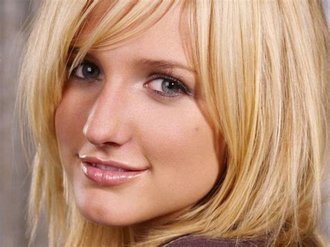 1600x1200 Ashlee Simpson Wallpaper Coolwallpapers Me