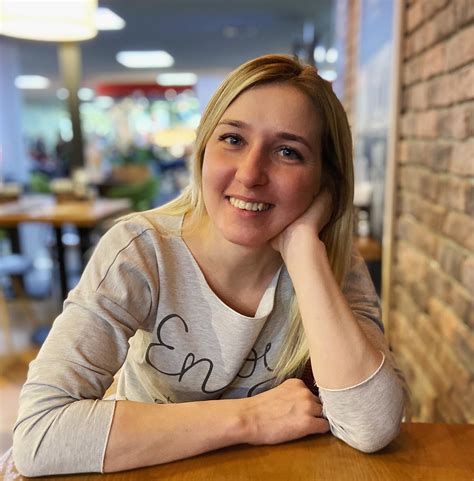 Ботаническая акварель•Художник Марина Неретина Что то потянуло на