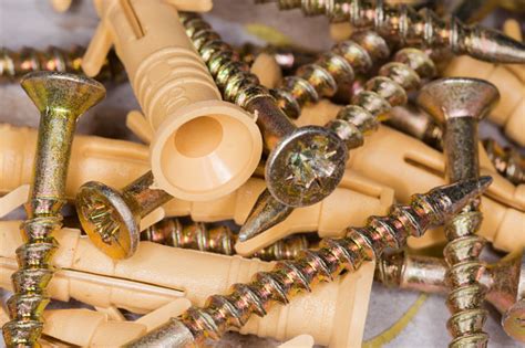 Cross Tersembunyi Tapper Sekrup Dan Jangkar Plastik Yang Sesuai Closeup