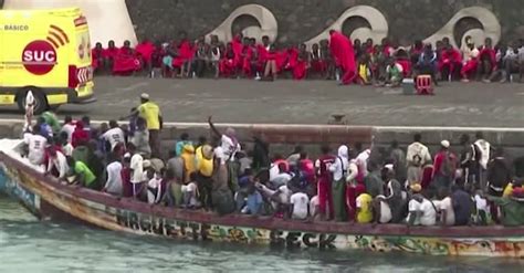 ရွှေ့ပြောင်းနေထိုင်သူ ၆၅၀ ကျော်တင်လာသည့် သစ်သားလှေ ၅ စင်း စပိန်သို့ရောက်ရှိ