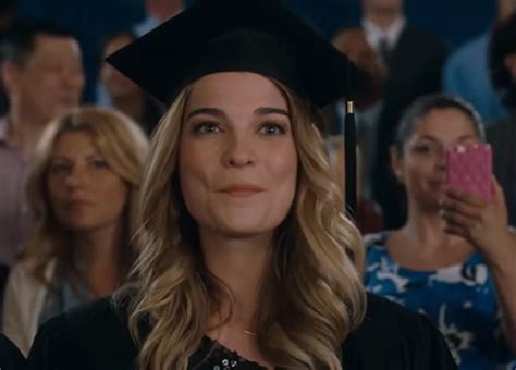 13 Best Schitts Creek Episodes That Are Must Watch