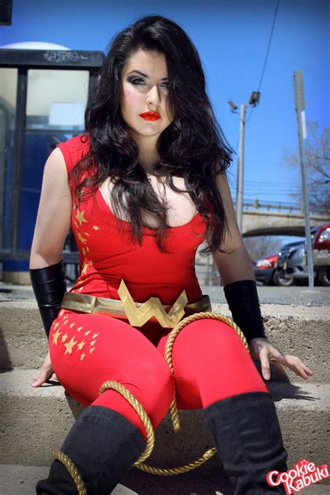 Donna Troy Busty Cosplay Donna Troy Porn And Pinups Luscious Hentai