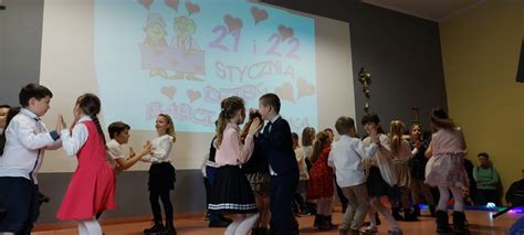 Dzień Babci I Dziadka W Klasach I Iii Szkoła Podstawowa Nr 9 W