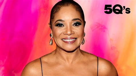 Watch 5 Questions With Actress Tamala Jones