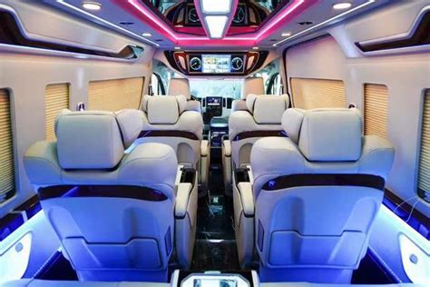 丰田海狮10座报价 海狮商务车配置价格搜狐汽车搜狐网