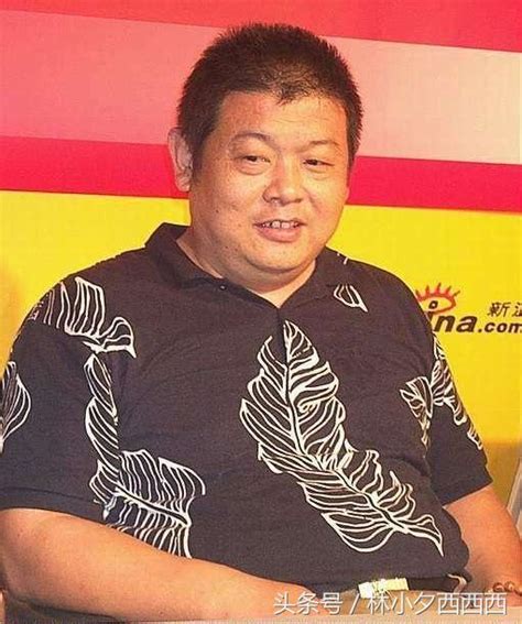 去世12年，馮小剛替他還債，葛優照顧他兒子，妻子打3份工成千萬富翁 每日頭條