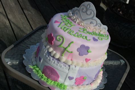 The Sweetest Things Princess Vanessa Cake