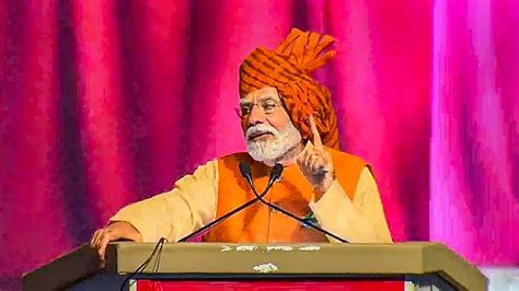 Pm Modi 10 Pledges Dussehra Speech Asks People To Save Water Producing