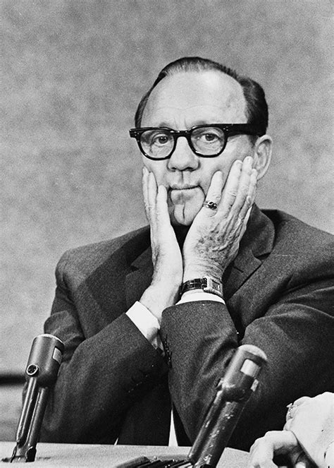 October 28 1950the Jack Benny Show Debuts On Cbs Eyes Of A