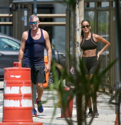 Narah Baptista And Vincent Cassel Leaves A Gym In Rio De Janeiro 1218