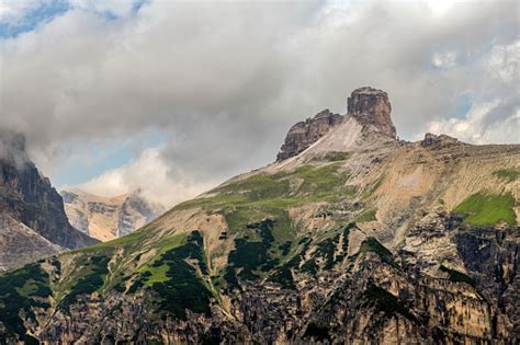 국립 공원 트 레 Cime 디 Lavaredo 남쪽 티 롤의 보기 아우 론 조디 까 위치 극적인 흐린 하늘 Dolomites