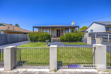 13 Chenhall Crescent Traralgon Vic 3844 Domain