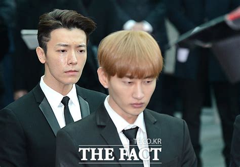 Tf포토 눈물로 마지막 인사하는 레드벨벳 예리 슈퍼주니어 포토 기사 더팩트
