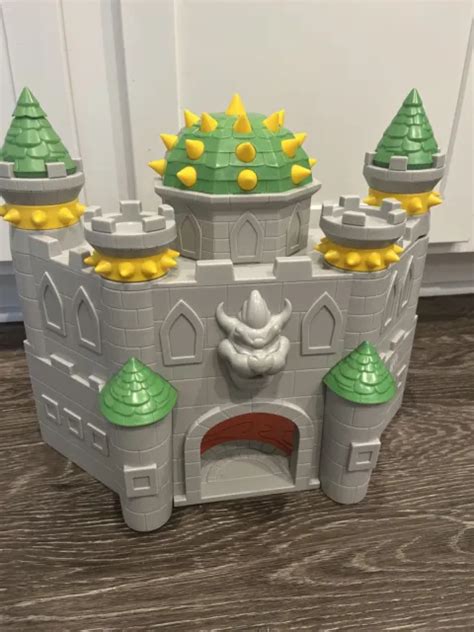 Nintendo Bowsers Castle Super Mario Deluxe Bowsers Castle Playset