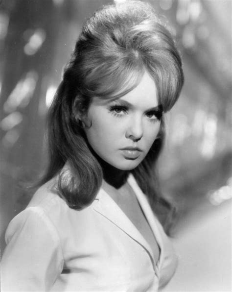 20 Fabulous Photos Of Joey Heatherton During The Filming Of â Where