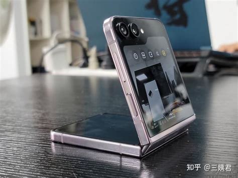 三星galaxy Z Flip5评测：变化不小，惊喜也很多 知乎