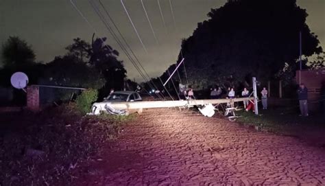 Joven Choca Contra Una Columna Y Deja A Barrio Sin Luz Últimas
