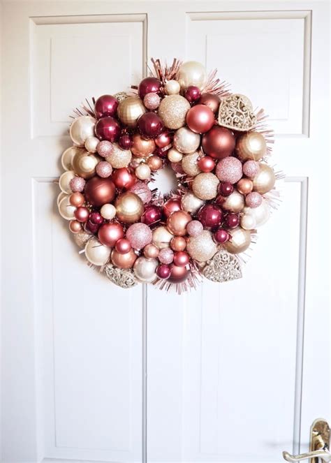 10 Easy To Make Diy Christmas Ornament Wreaths Shelterness