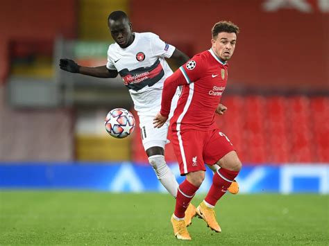 Awer Mabil Jugador De Australia Pasó De Vivir En Un Campo De
